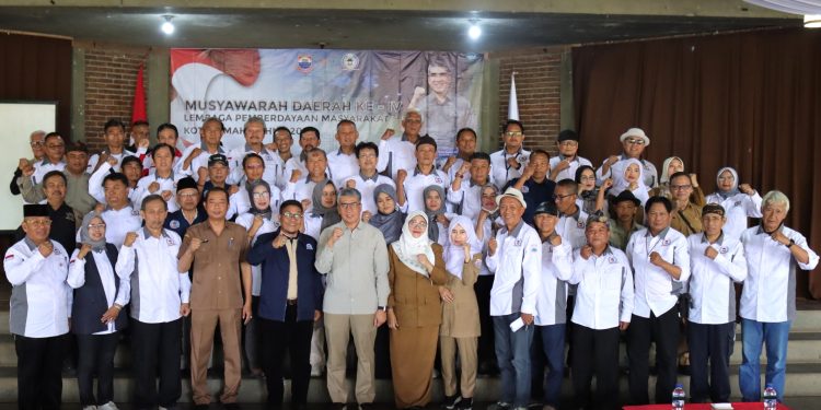 Pemkot Cimahi Dorong Penguatan LPM Sebagai Ujung Tombak Pemberdayaan ...
