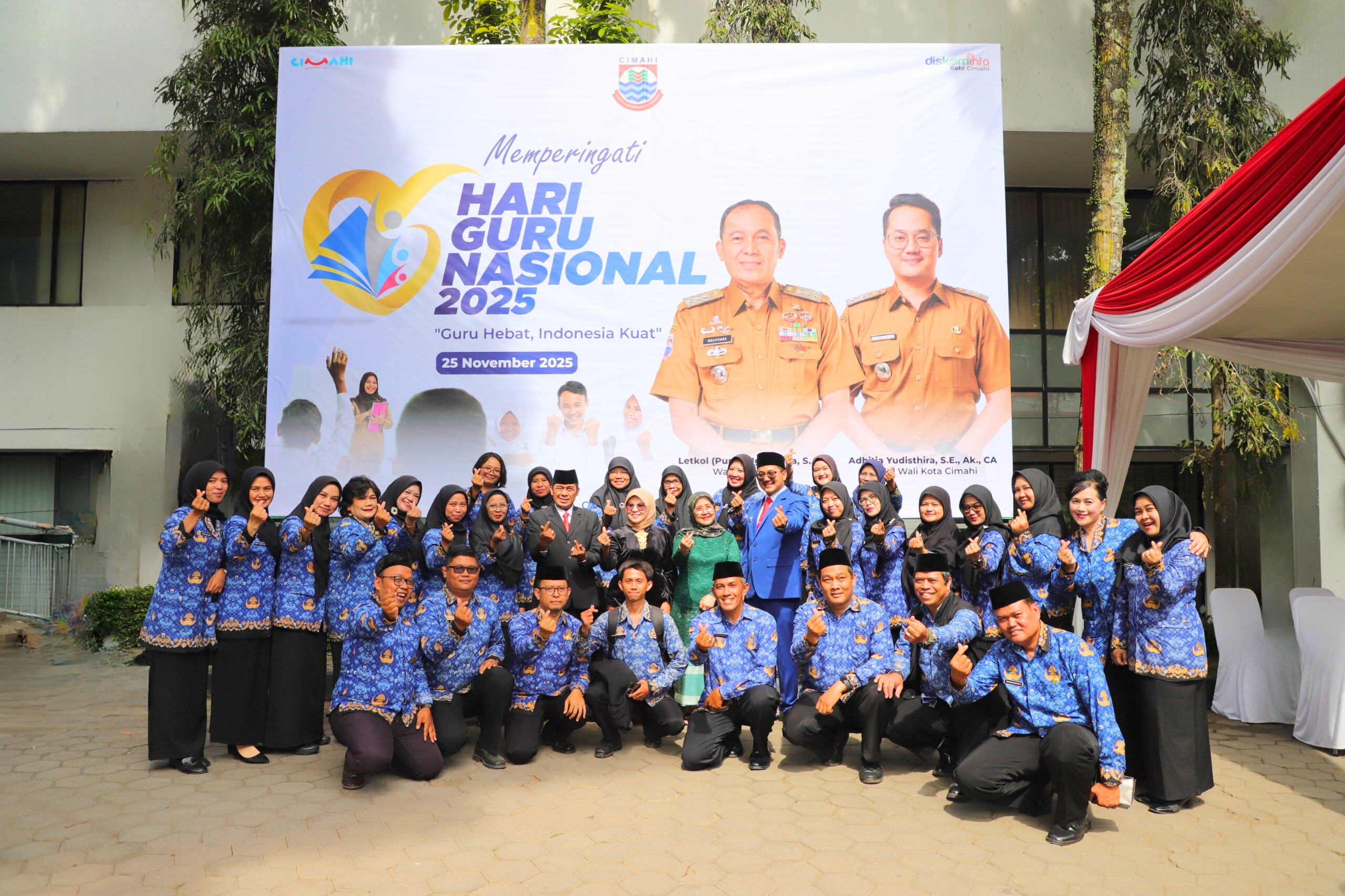 Peringatan Hari Guru Nasional 2025, Guru Hebat Indonesia Kuat - PPID ...