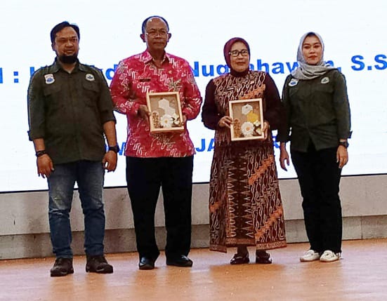 Pengukuhan Dan Pelantikan Pengurus Himpunan UMKM Kota Cimahi Periode ...